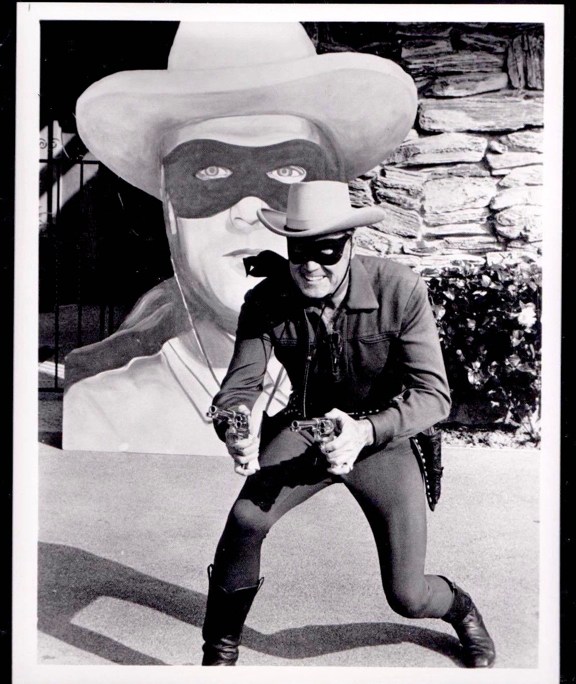 Pop Culture Safari!: Pop Pic: Clayton Moore as the Lone Ranger