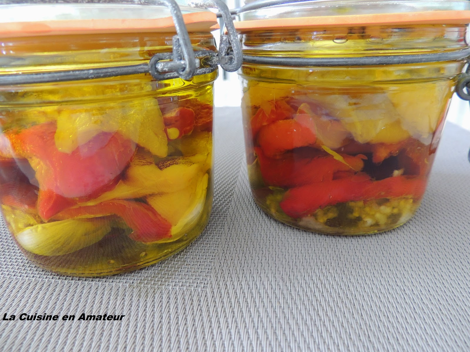 La cuisine en amateur de Maryline: Poivrons marinés dans l'huile d'olive