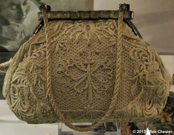 With My Needle: Amsterdam's Museum of Bags and Purses (Part 2)