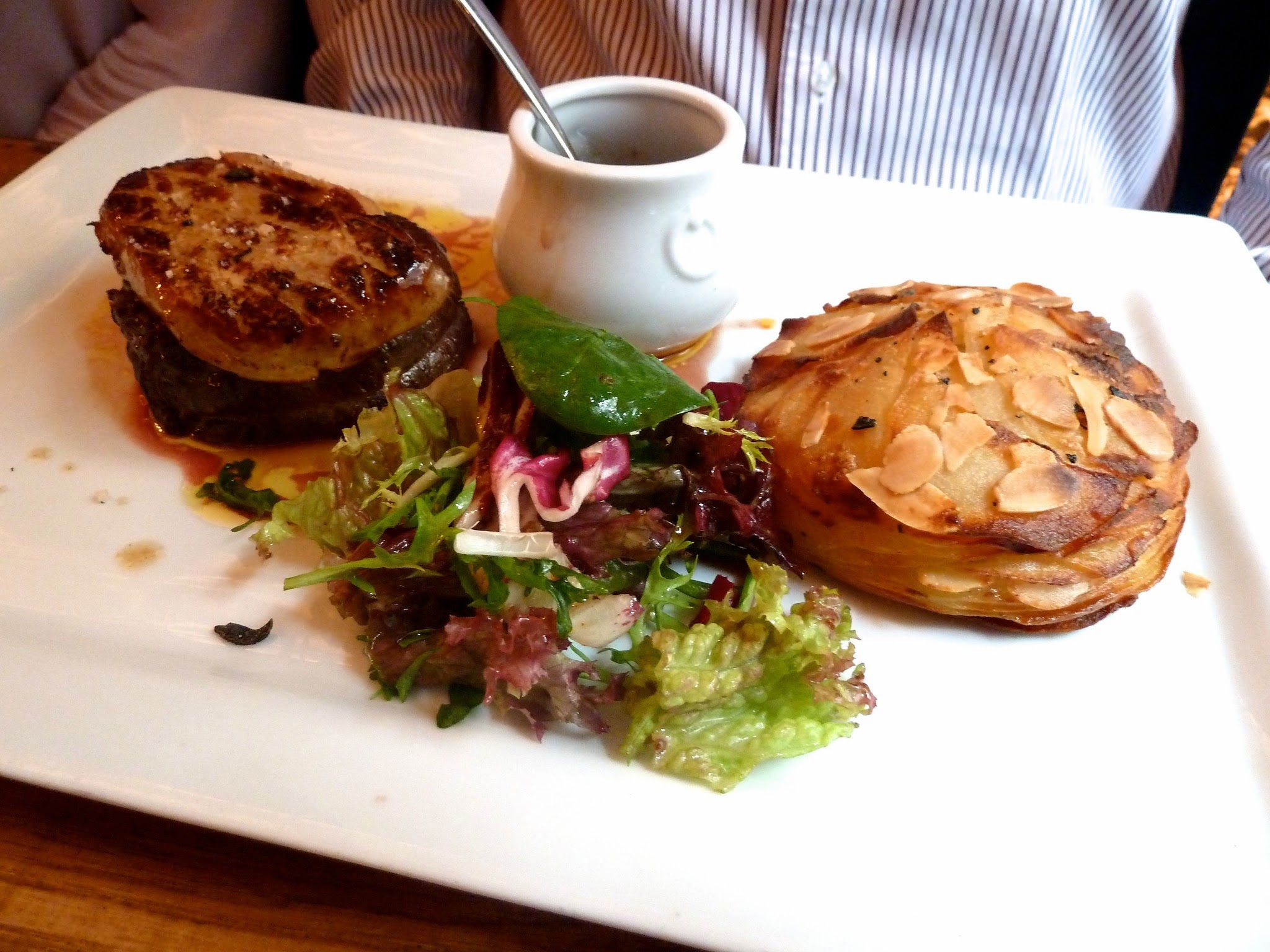 Paris Missives...: Le Colimaçon -- Restaurant Review