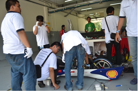 ITS TEAM - SAPU ANGIN SHELL ECO MARATHON 2012