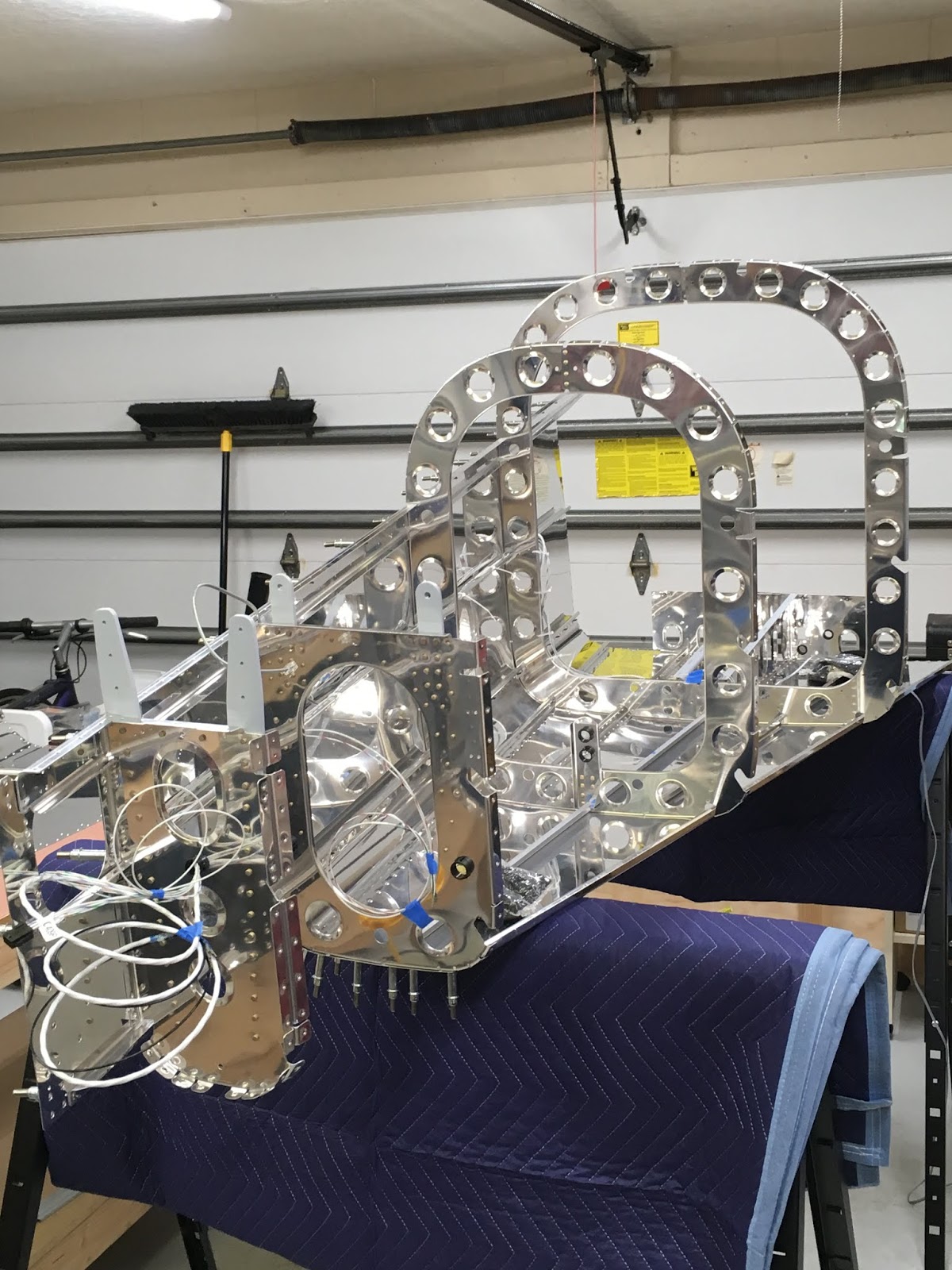 Alex's RV-14A Build Log: Section 10 - Aft Fuselage (bottom skin; wiring ...