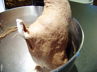 Domestically Inept: Homemade Black Bread