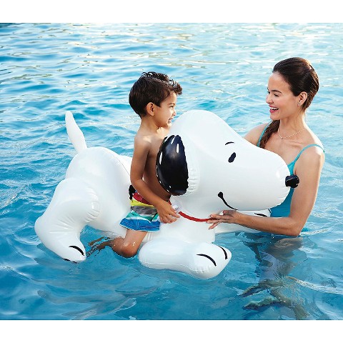 Super Punch: $10 Snoopy ride on float