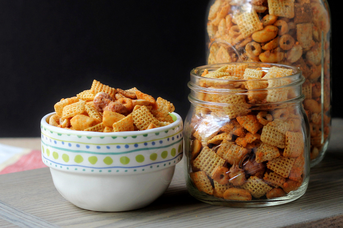 Cookistry: Cheesy, Spicy, Sweet and Nutty Snack Mix
