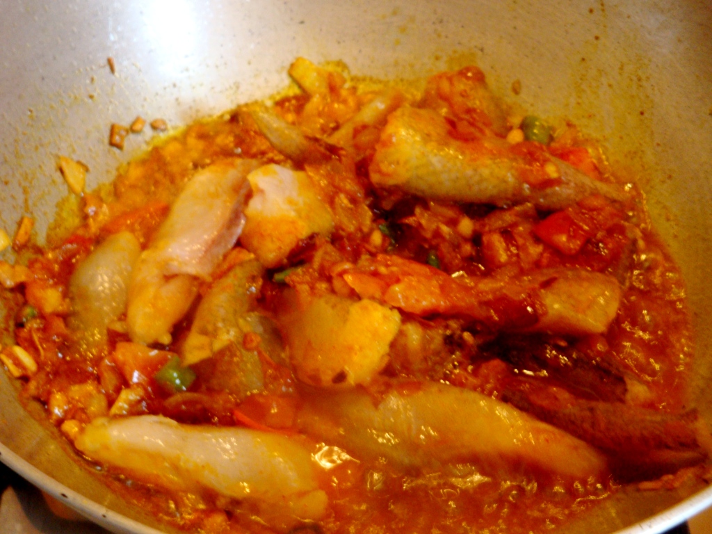 COOKING AND RECIPES: FRESH LOITA FISH JHURI BHAJA (Fresh Bombay duck ...