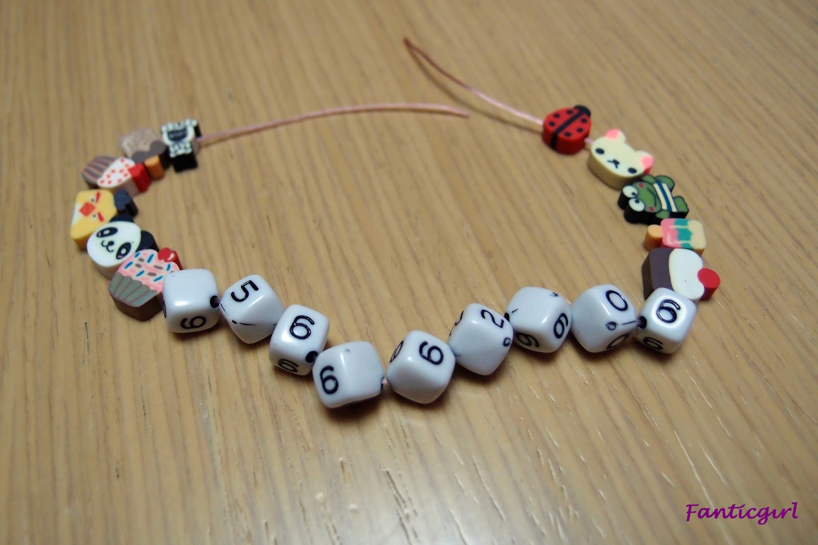 FANTICGIRL: PULSERAS DE NÚMEROS: ¡NO TE PIERDAS!