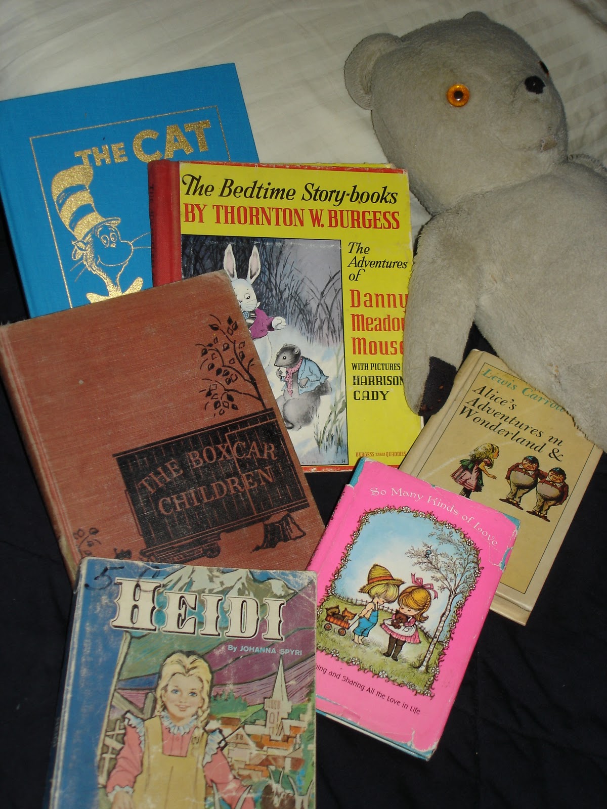 The Art of the Home: Bookie, bookie, book, book, book