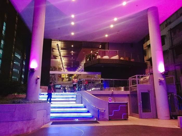 Review: Aloft Bangkok Sukhumvit 11 Hotel - For Urban Women - Awarded ...