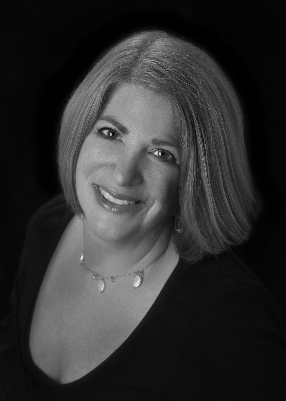 Authoress: Secret Agent Unveiled: Caryn Wiseman