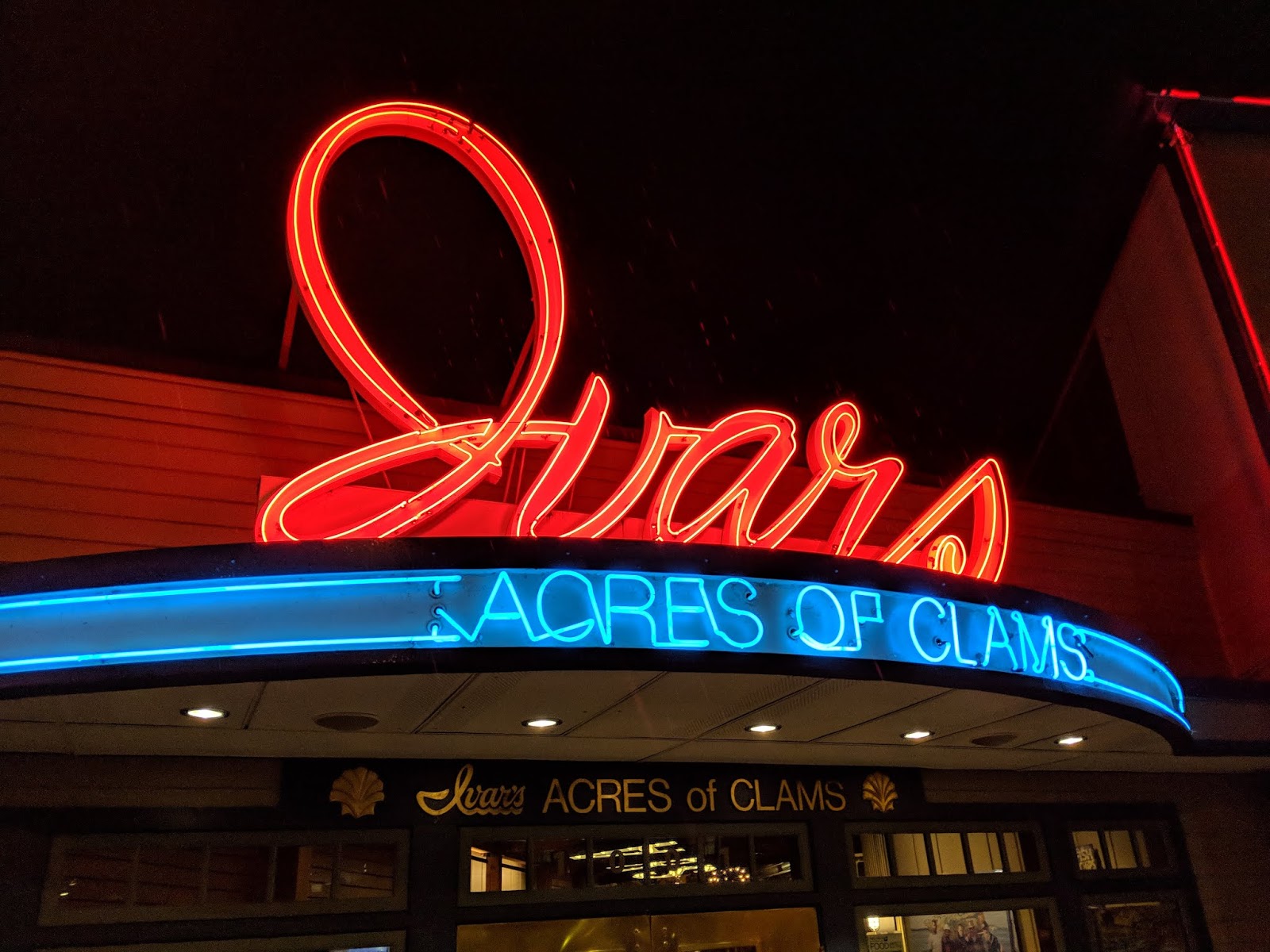 Seattle: Ivar's Acres of Clams