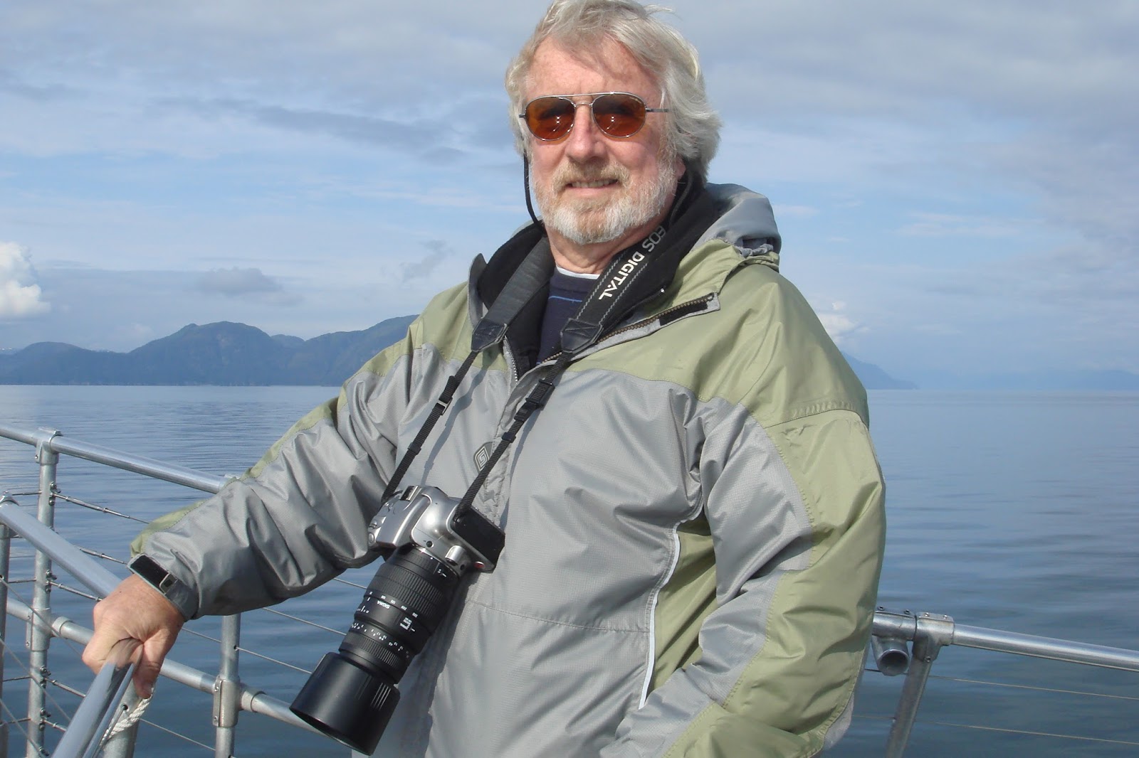 Reading to Unwind: Rarity from the Hollow - Robert Eggleton (Spotlight)