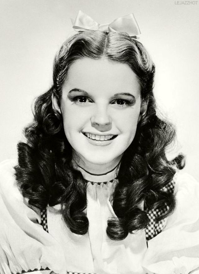45 Beautiful Photographs of a Teenage Judy Garland in the 1930s ...
