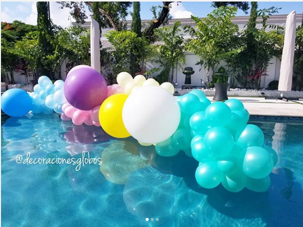 Fiesta temática de pool party