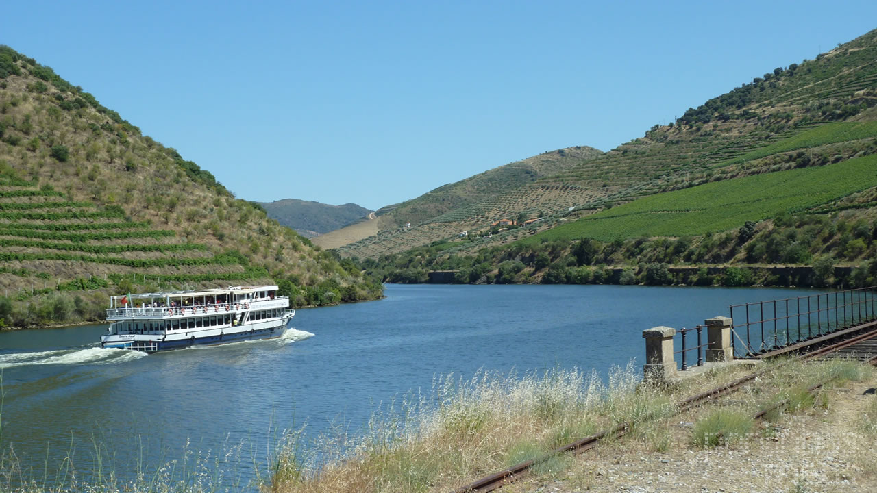 pontinhos meus: Vila Nova de Foz Côa - Portugal