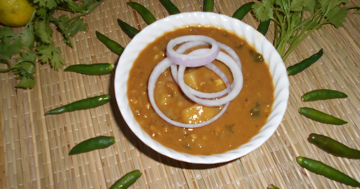 Paramita's Kitchen: Green Moong Dal Curry / Green Gram Curry Recipe