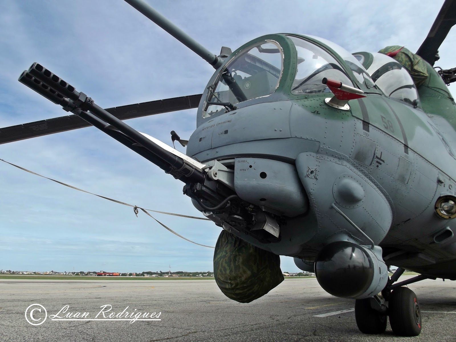 AH-2 Sabre (Mil Mi-35M) FAB 8958, Esquadrão Poti 2°/8° GAv, Força Aérea ...