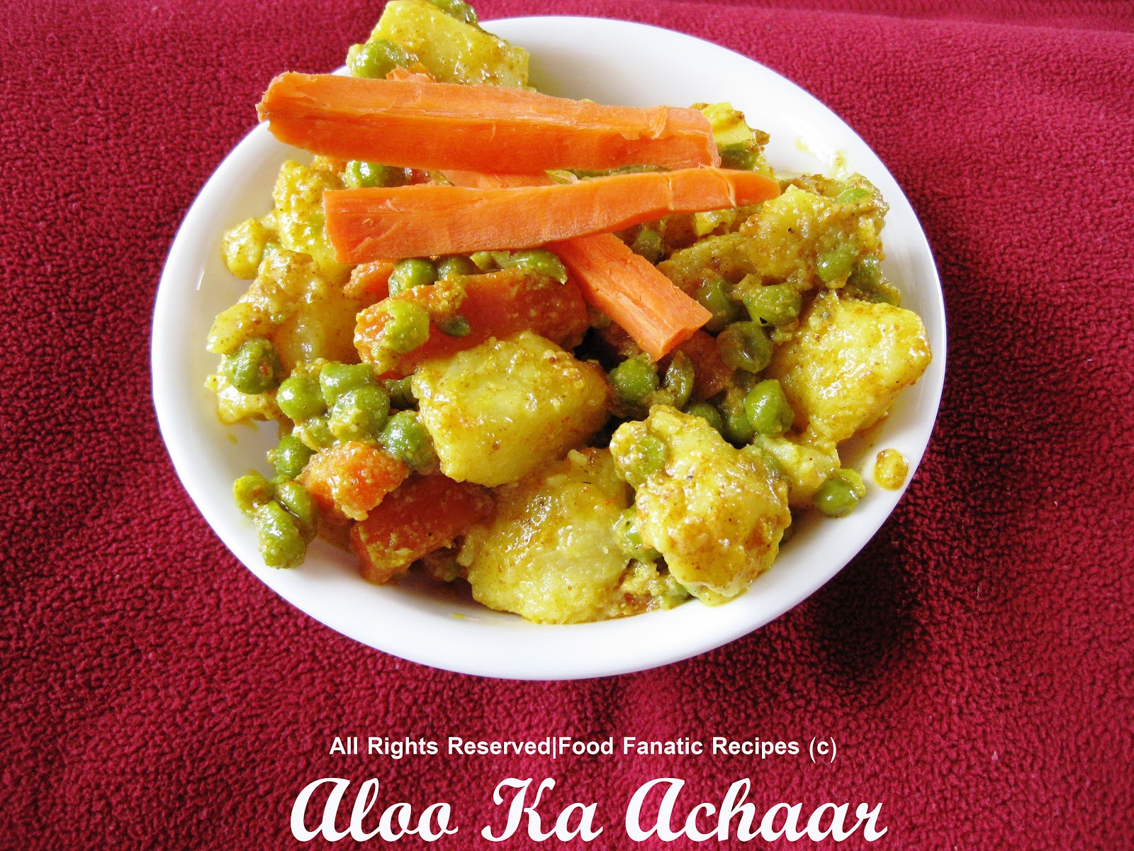 Food Fanatic!: Aloo Ka Achaar (Potato Pickle)