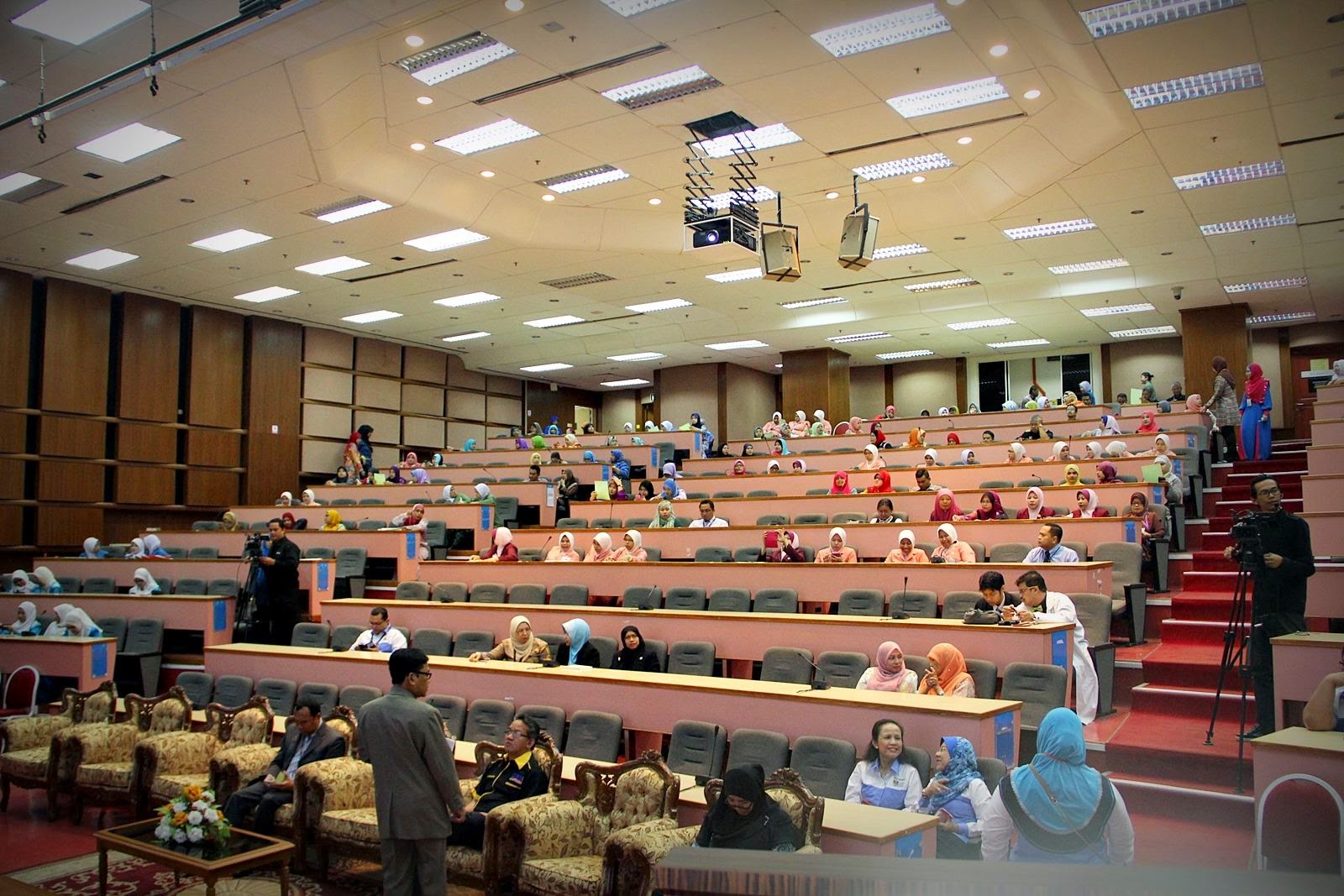 BLOG RADIOLOGI HCTM: Majlis perhimpunan kakitangan PPUKM Bil 1/2015