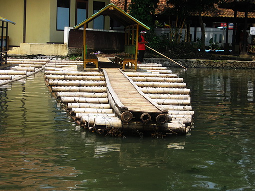 Bamboo Raft