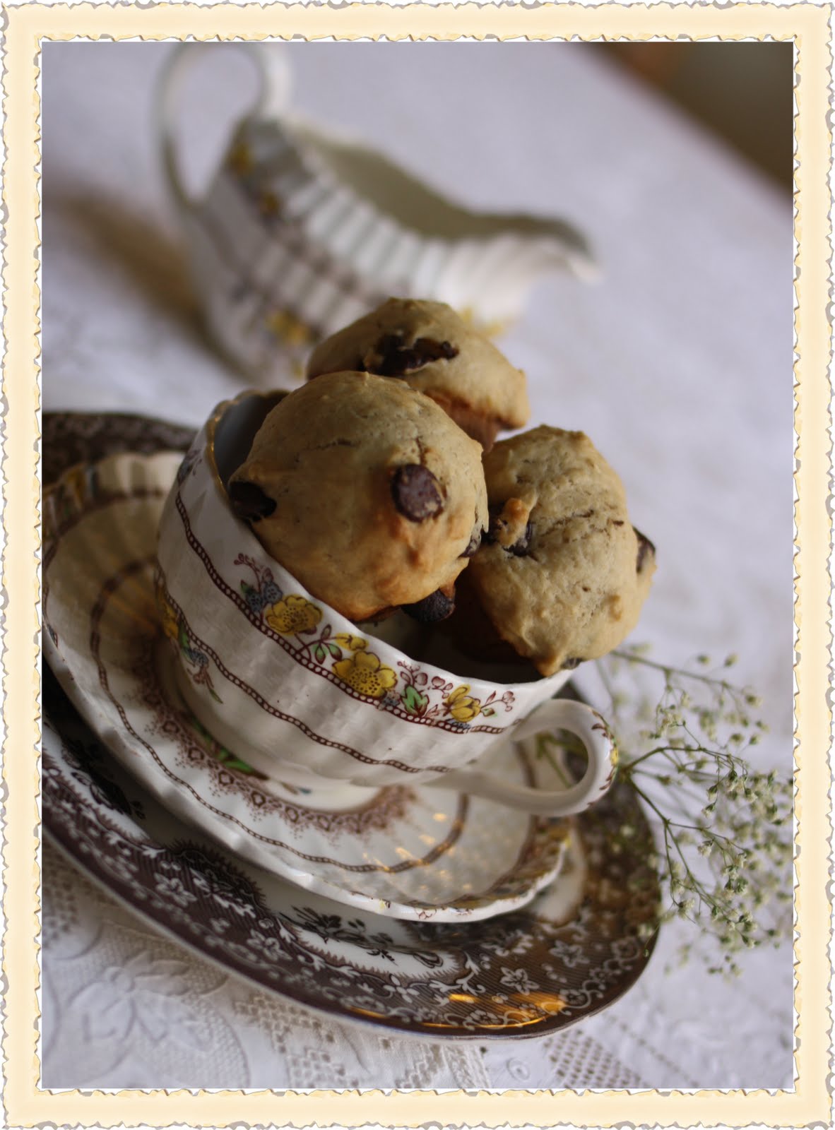 Rose Vignettes: MMMM...Monday Mini Muffin Mania