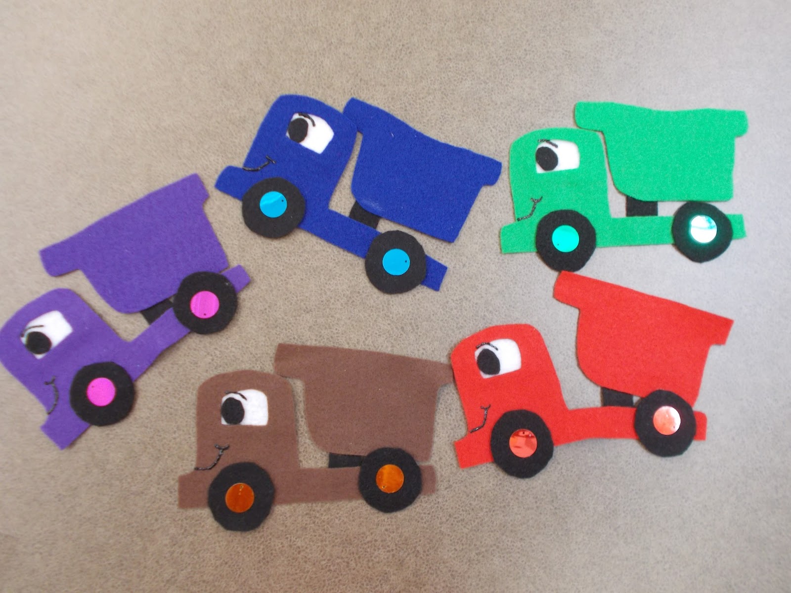 Fun with Friends at Storytime: An Inspired Idea...Construction Vehicles