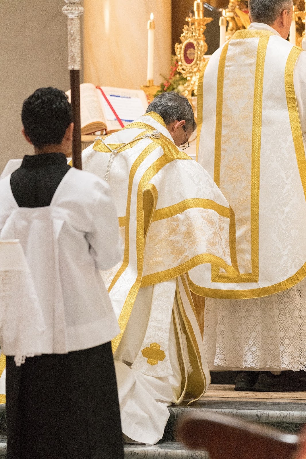 New Liturgical Movement: A Premonstratensian Mass of the Epiphany