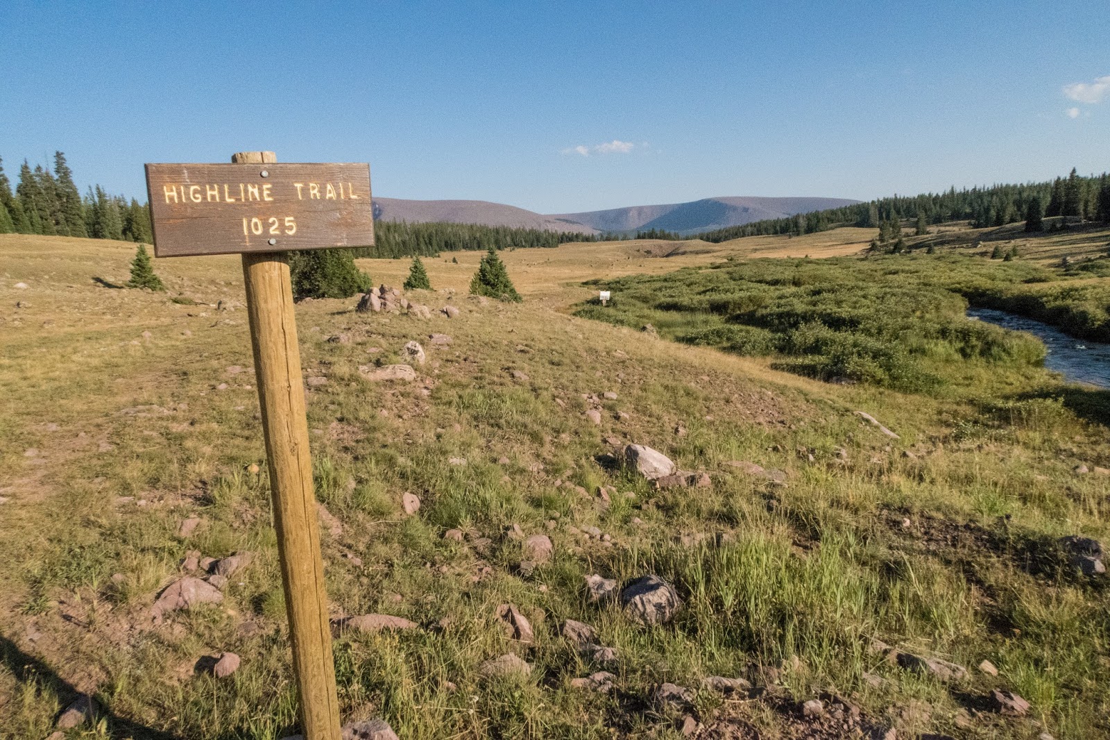 Eric's Hikes: Uinta Highline Trail Day 3: Summit Park to Chepeta Lake