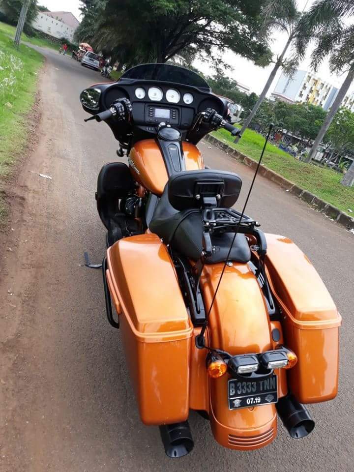 Moge Harley Bekas Streetglide standard 2014 full papper .. - LAPAK ...