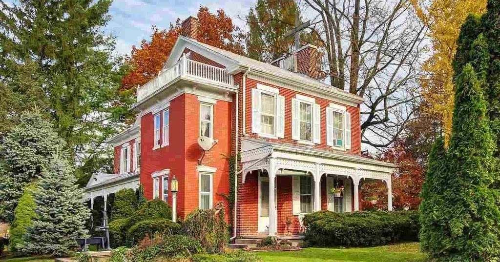 Sweet House Dreams: 1840 Brick Colonial in Dover, Pennsylvania