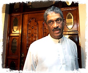 මාස 6 න් සොරු අල්ලන බව කියන ෆොන්සේකාට නීතිය හා සාමය -ඇමති මණ්ඩල සංශෝධනය ...