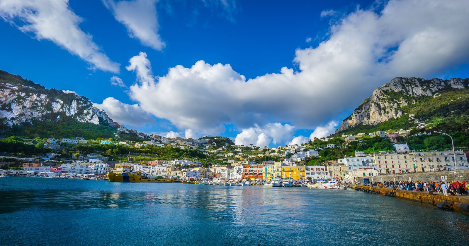A Minute in the Life of Maria: Capri, Italy
