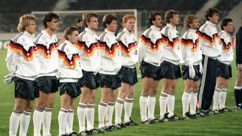 Soccer Nostalgia: Old Team Photographs-Part 27g