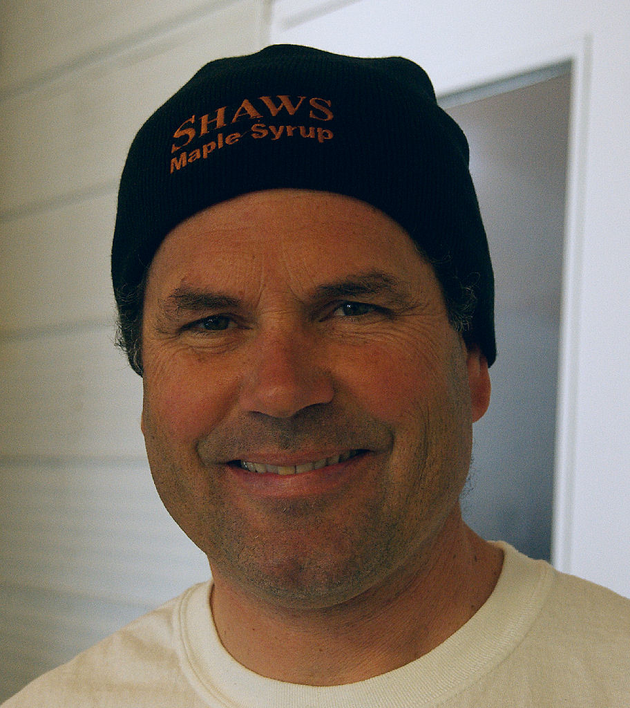 Rhapsodies of the Wise Old Bird: 2,700 tons of Maple Syrup! Men ...