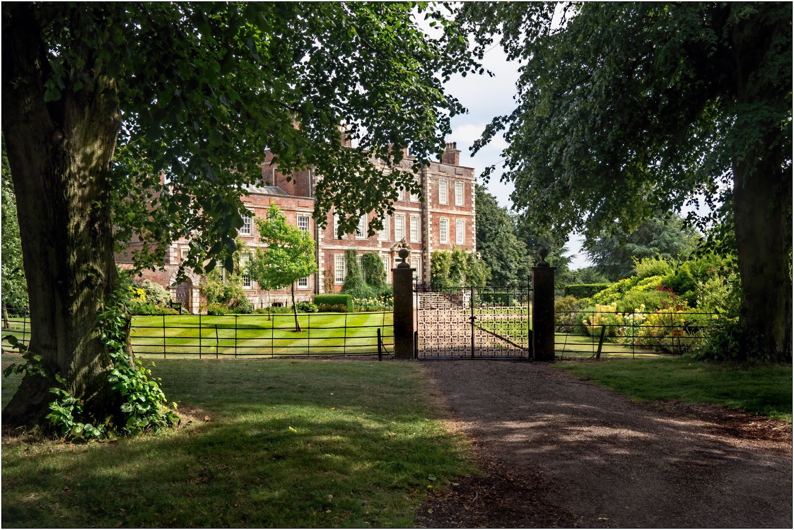 Lincolnshire Cam: Gunby Hall (Interior).