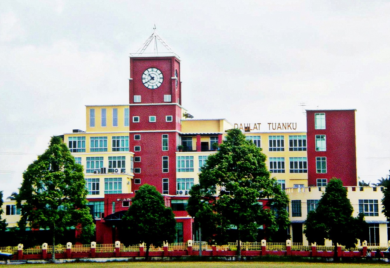 Post 5 - Menara Jam di Malaysia... - Relaks Minda