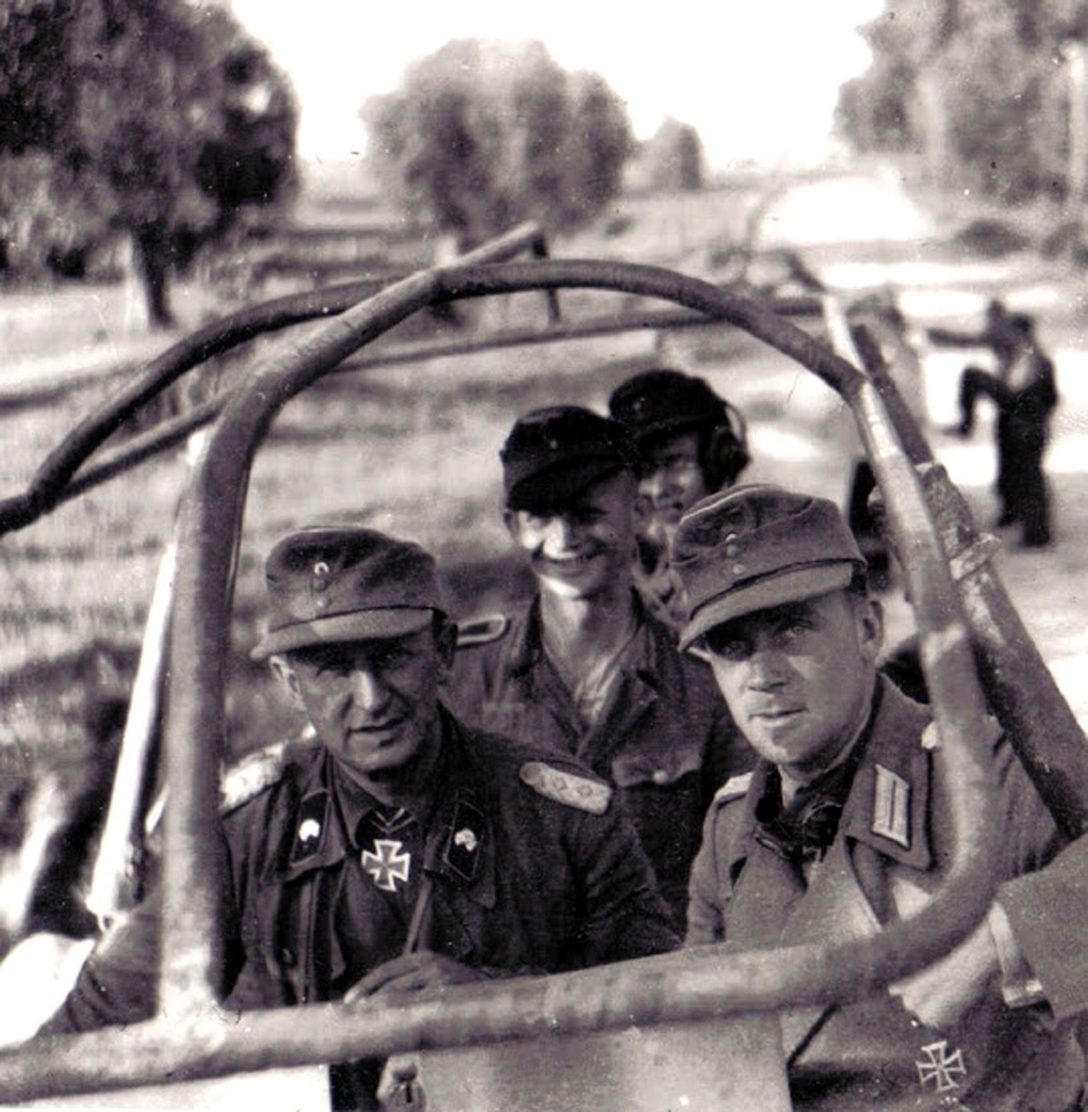 Ritterkreuzträger: Hans Christern and Peter Sauerbruch