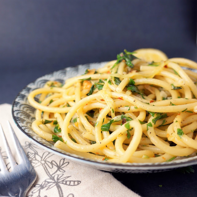 The Scattered Cook: Pasta Aglio e Olio