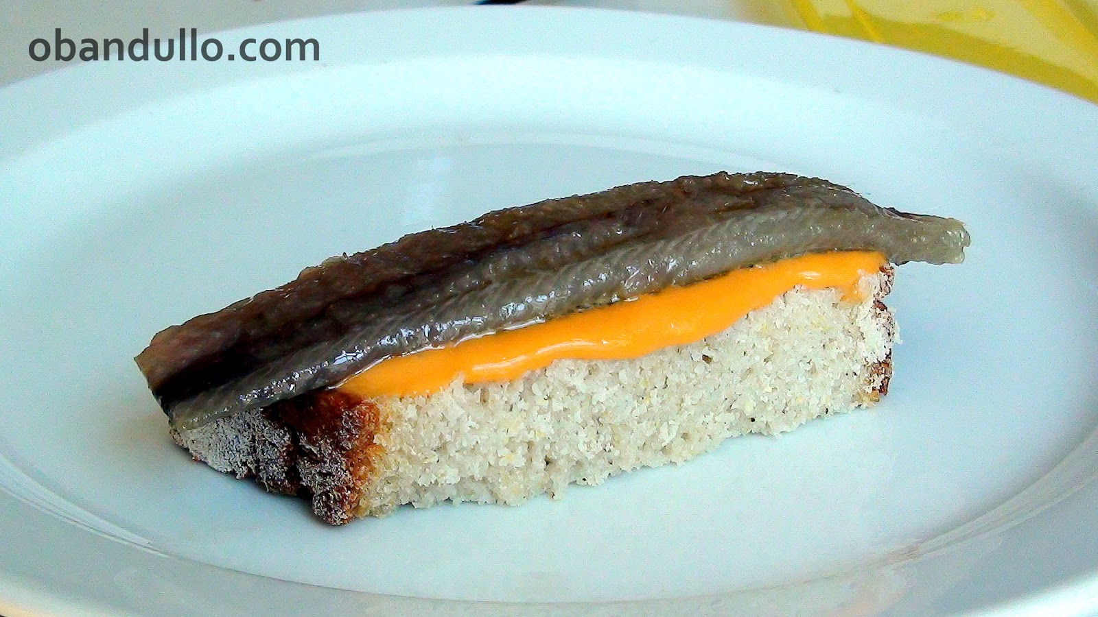 O Bandullo - Recetas de cocina en vídeo: Sardina con Salmorejo sobre ...