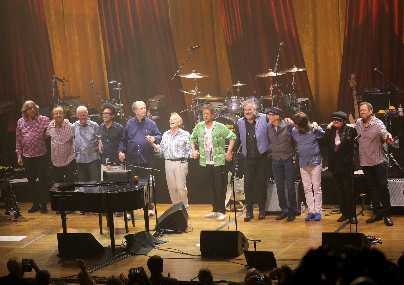 The Coston Chronicles: Brian Wilson Photos, Charlotte, NC, September 19 ...