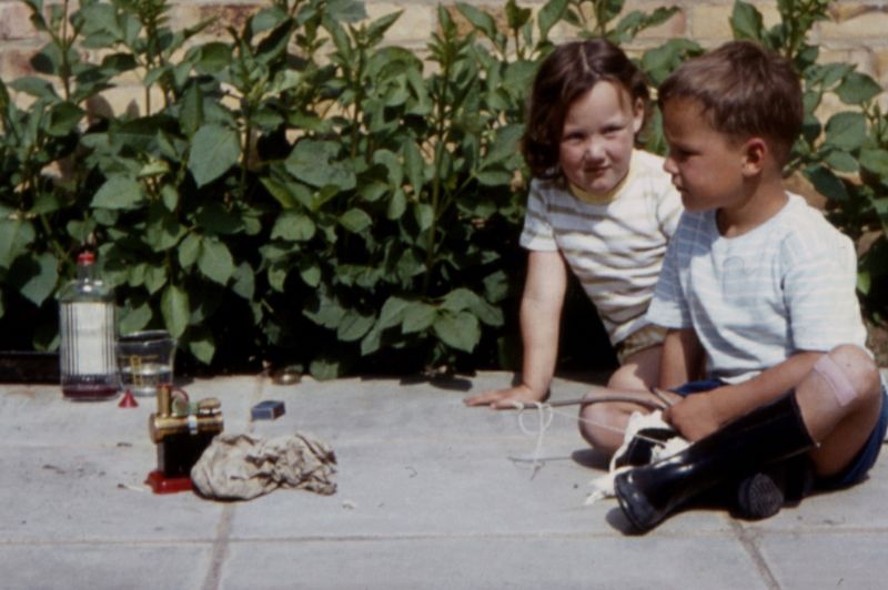 Lovely Color Pictures That Show What Children Wore in the 1960s ...