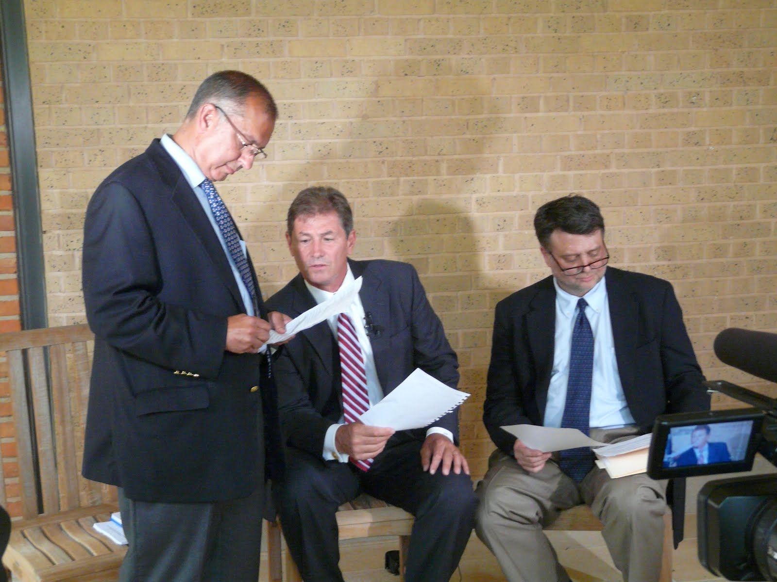 The YES! Weekly Blog: Retired FBI agent: Kalvin Michael Smith deserves ...