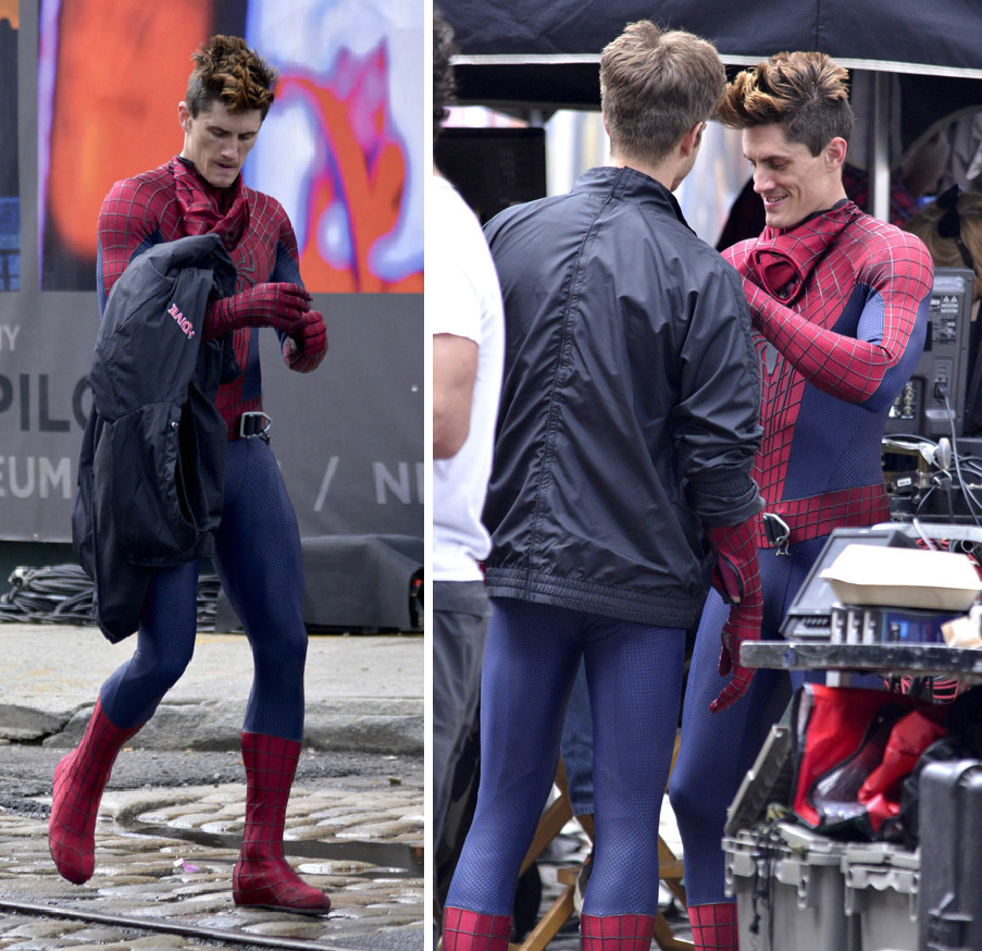 my new plaid pants: The Return Of The Amazing Spider-Bum!