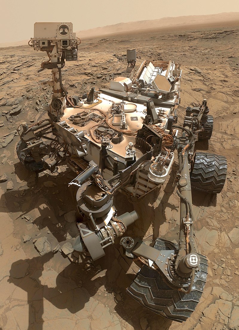 Book Junkie: NASA's Mars Curiosity rover celebrates 2000 Martian days