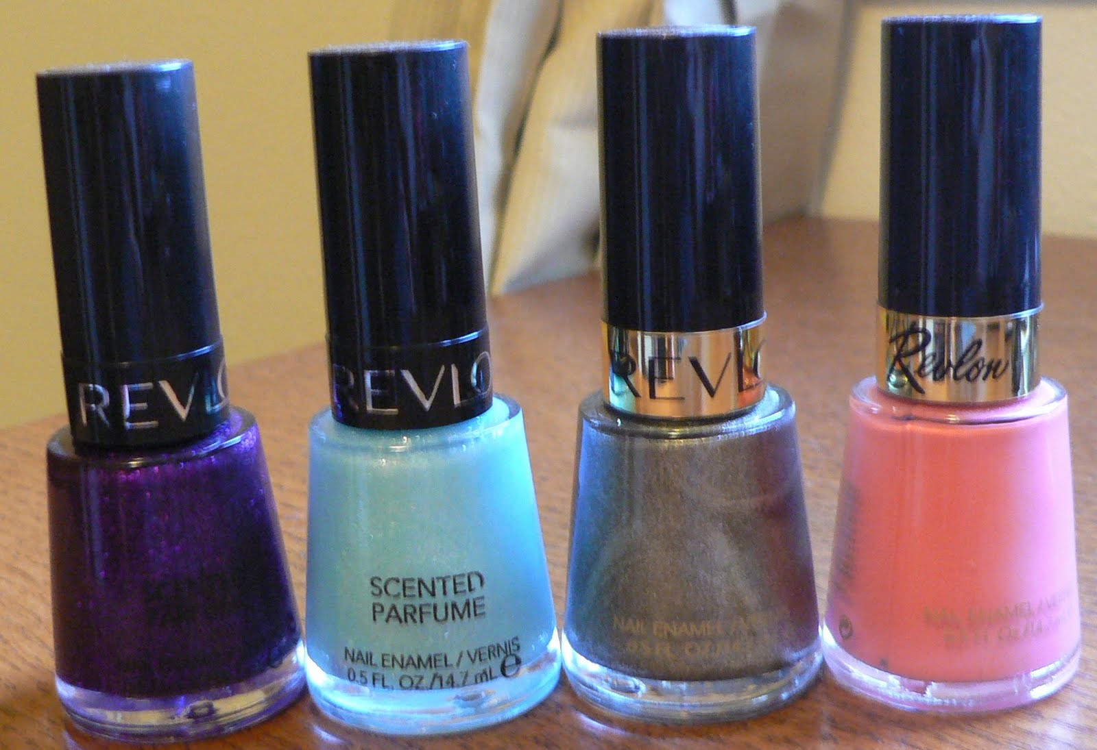 Beauty and the Mess : Huge, Absurd Collective Nail Polish Haul!