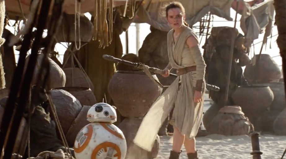 STAR WARS: THE FORCE AWAKENS Rey TV Spot; Plus New Footage Screenshots