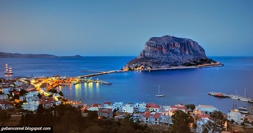 Pelik! Bandar Ini 'Tersembunyi' di Sebalik Bukit Batu. - Gaban Comel