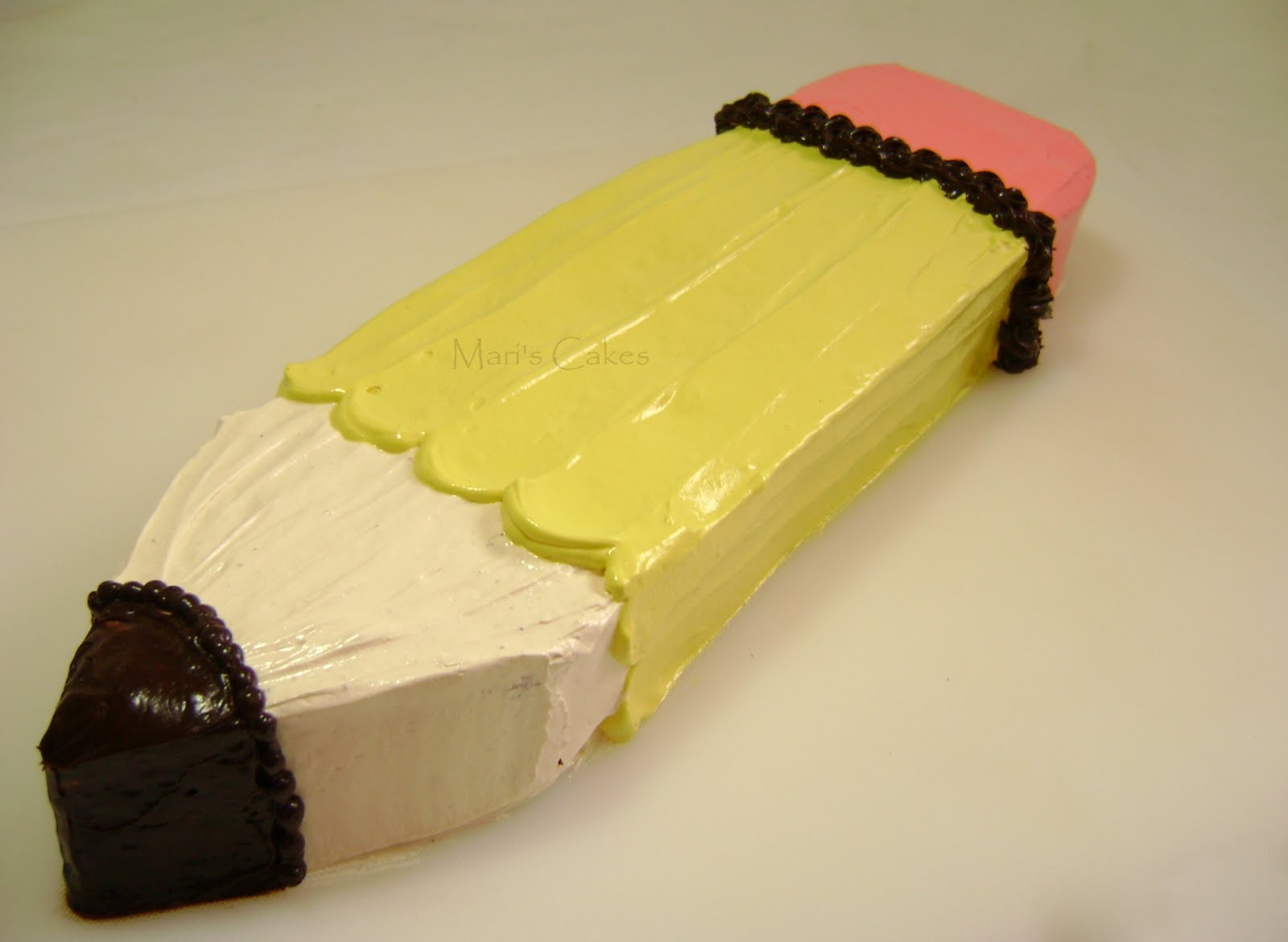 Pencil Cake | Mari's Cakes (English)