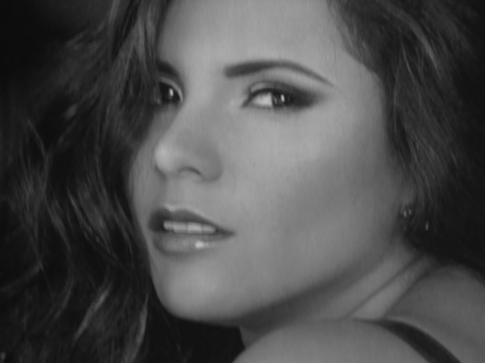 POR LA LUPA: ANIA GADEA SU INTERNACIONALIZACION ES VISTOSA