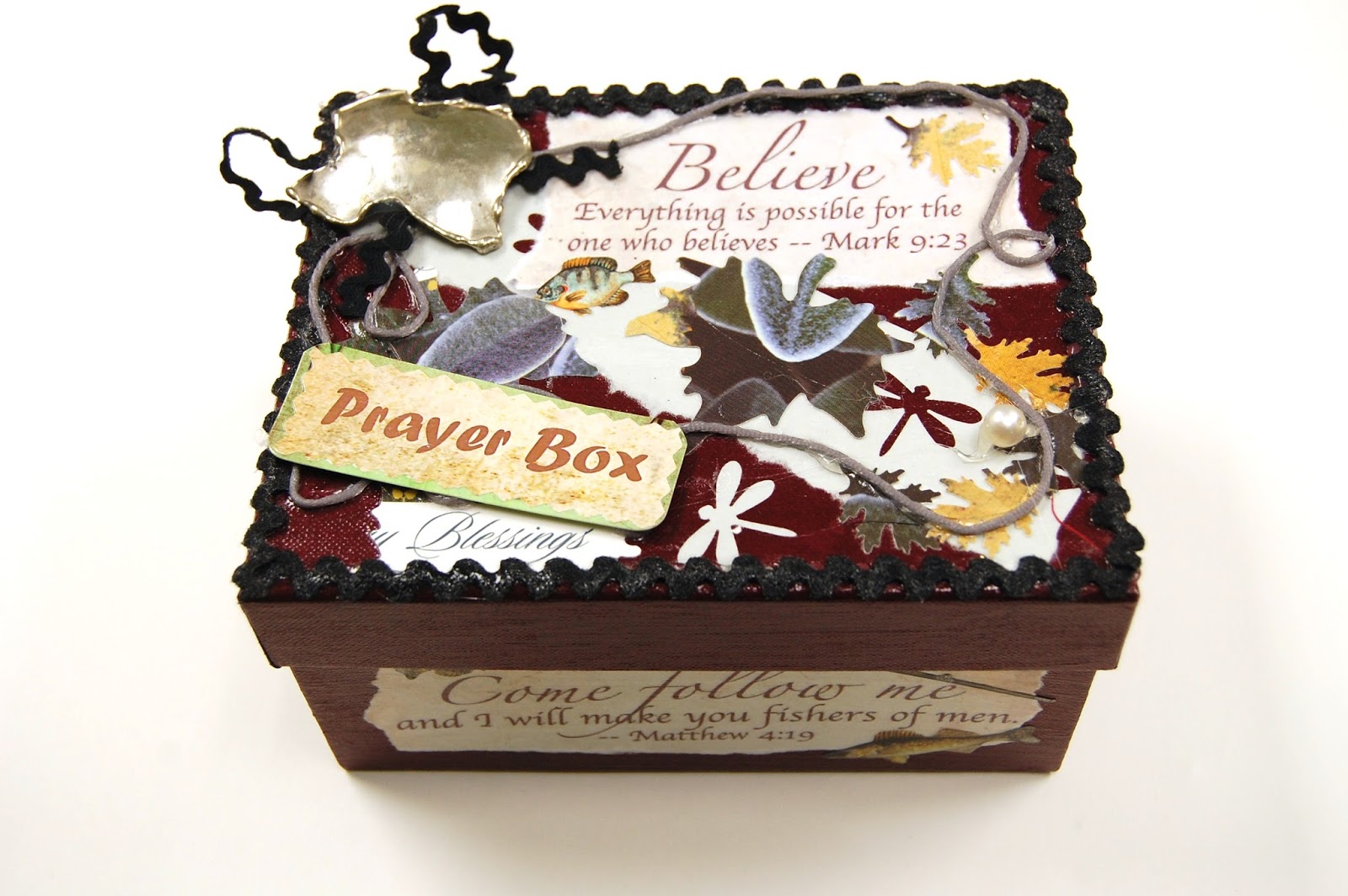Tattooed Books: Interview with Lisa Wingate, Author of The Prayer Box